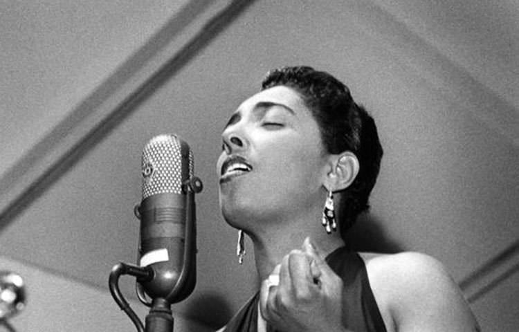 Legendary female “Jazz” singers of all time - Radio Art - The Art of ... Legendary female “Jazz” singers of all time - Radio Art - The Art of ...